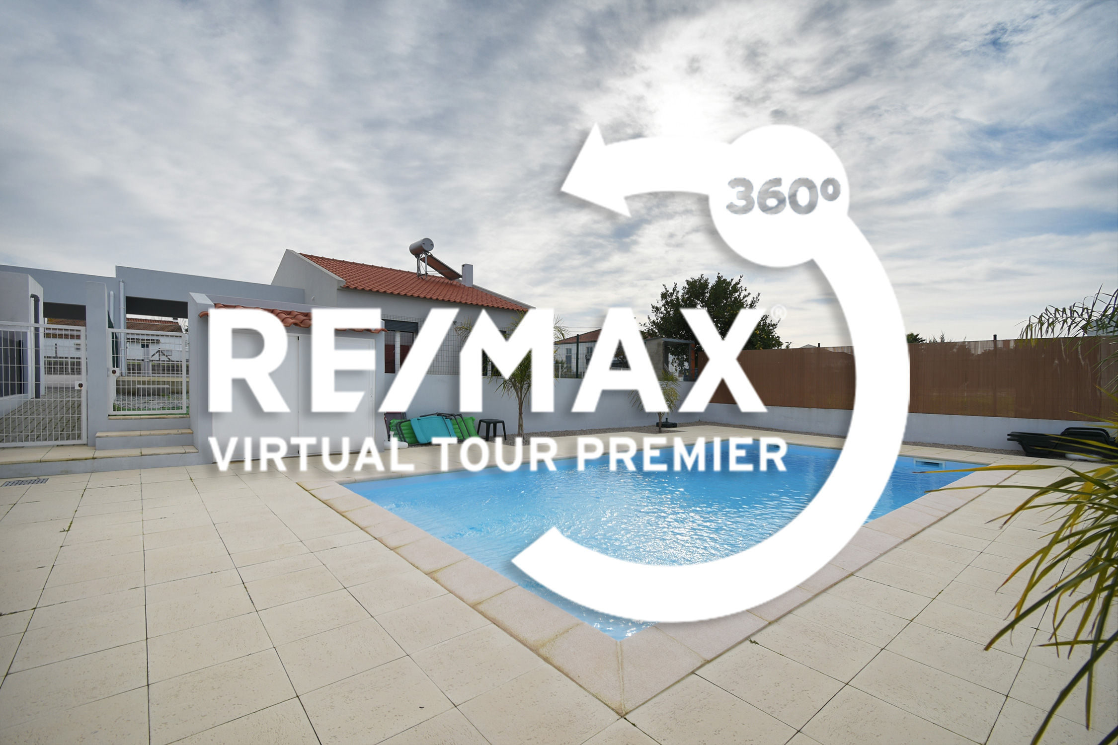 Moradia T3 com piscina | Lina Ianovici | RE/MAX Virtual Tour Premier